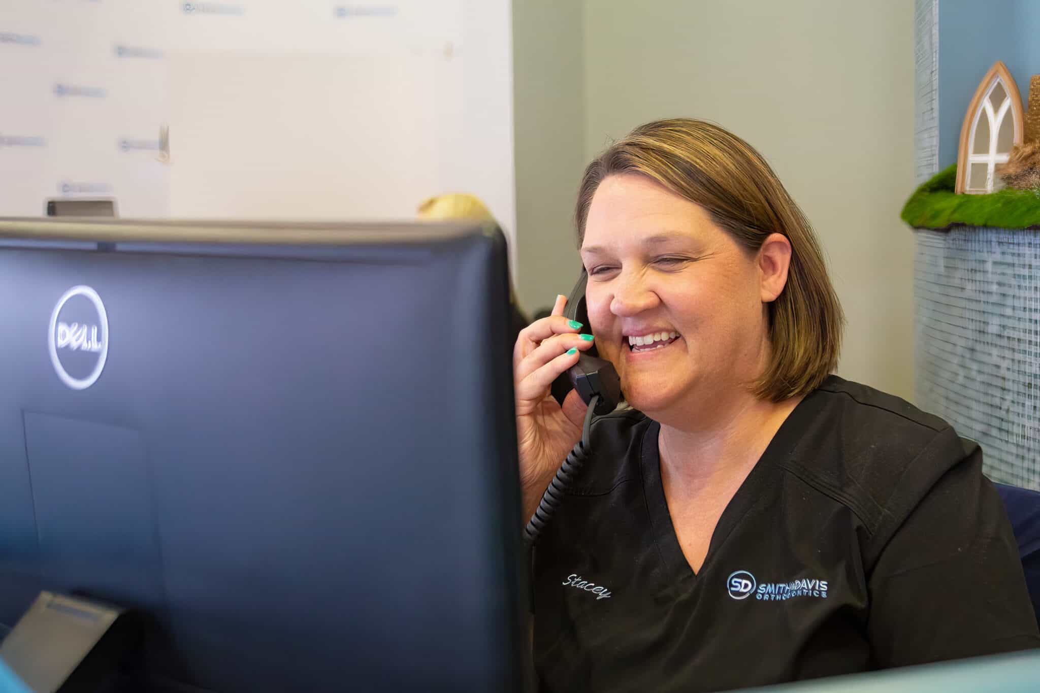 5 Best Ways to Clean Invisalign - Smith & Davis Orthodontics